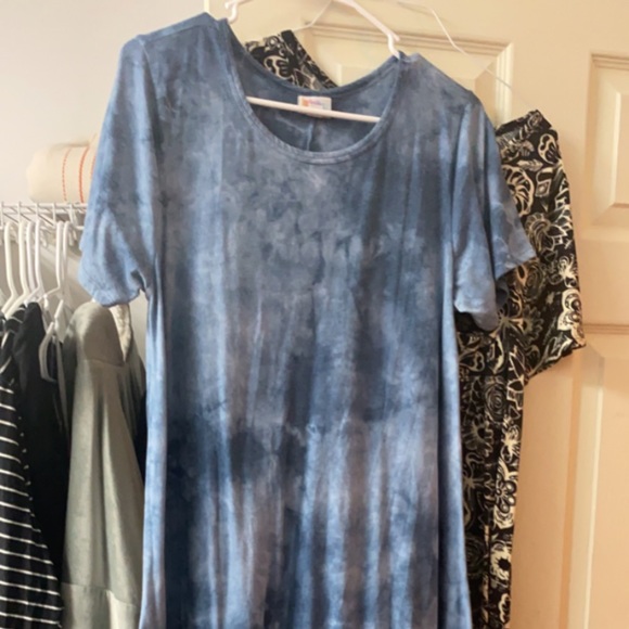 LuLaRoe | Dresses | Carly Lularoe Dress | Poshmark